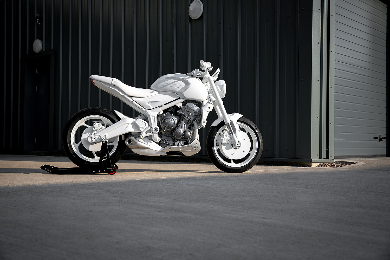 Triumph: Design-Prototyp “Trident” als direkter Serien-Vorläufer - Die ...