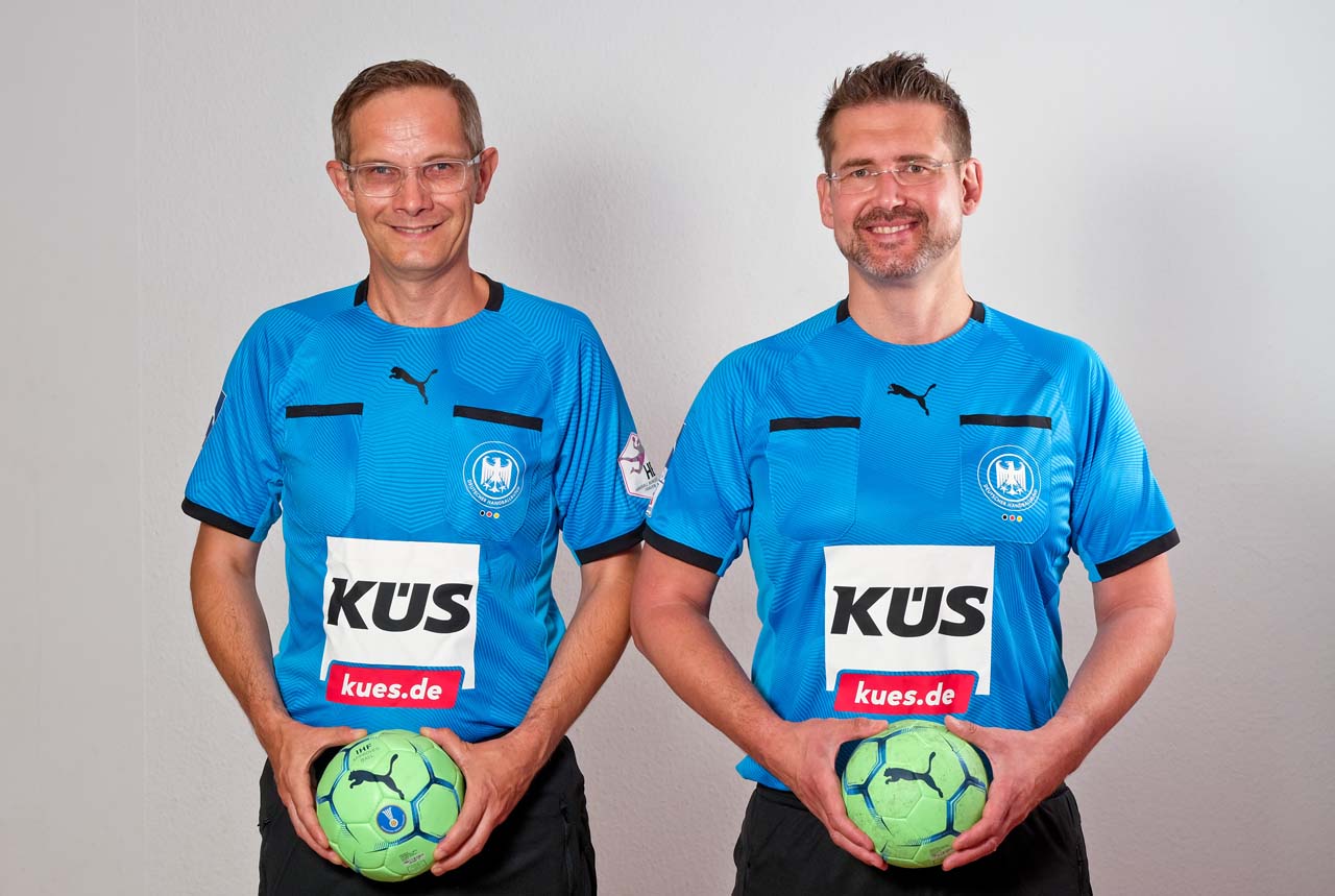 “Mehr als eine Träne geflossen”: Top-Schiedsrichter Lars Geipel und Marcus Helbig beenden ihre ...